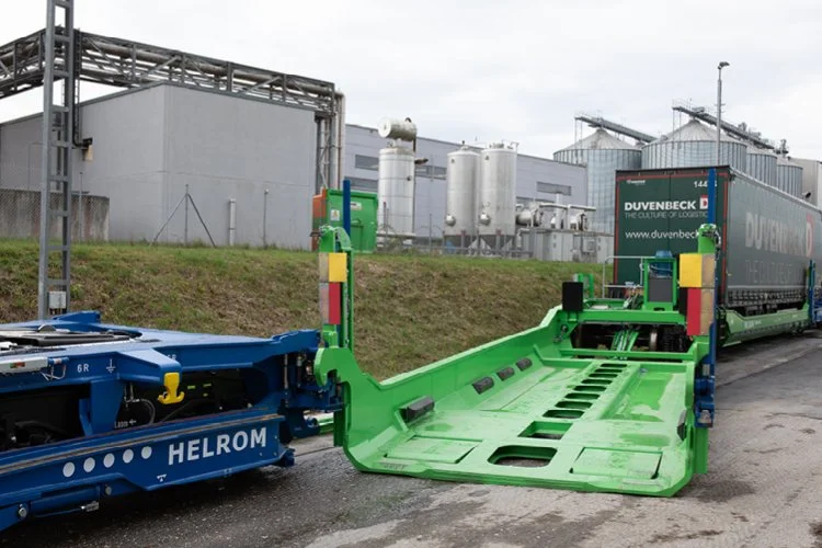 Pressemeldungen — Helrom Trailer Rail