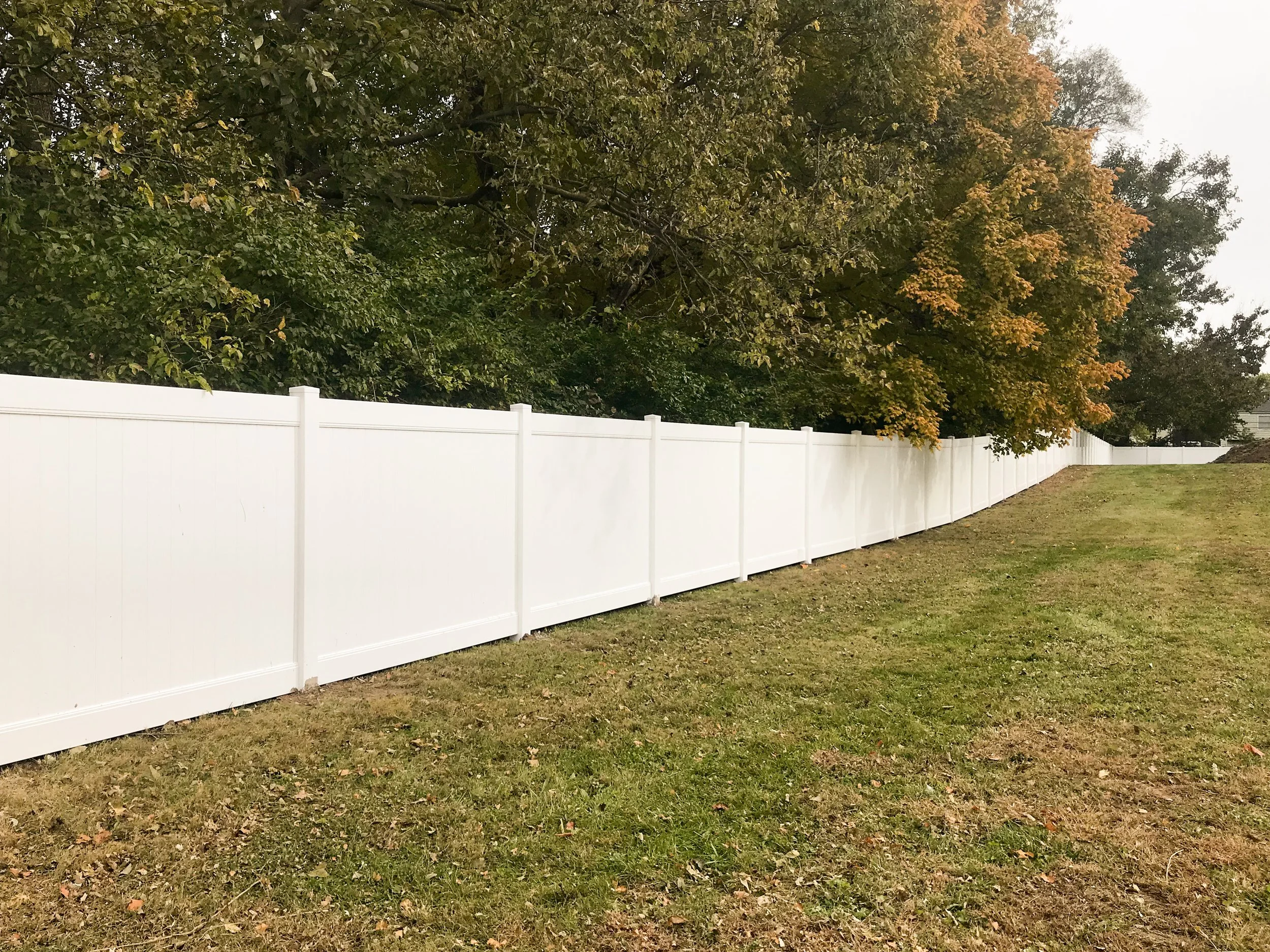 Zanesville Fence Company — Red Barn Fence Company | Central Ohio