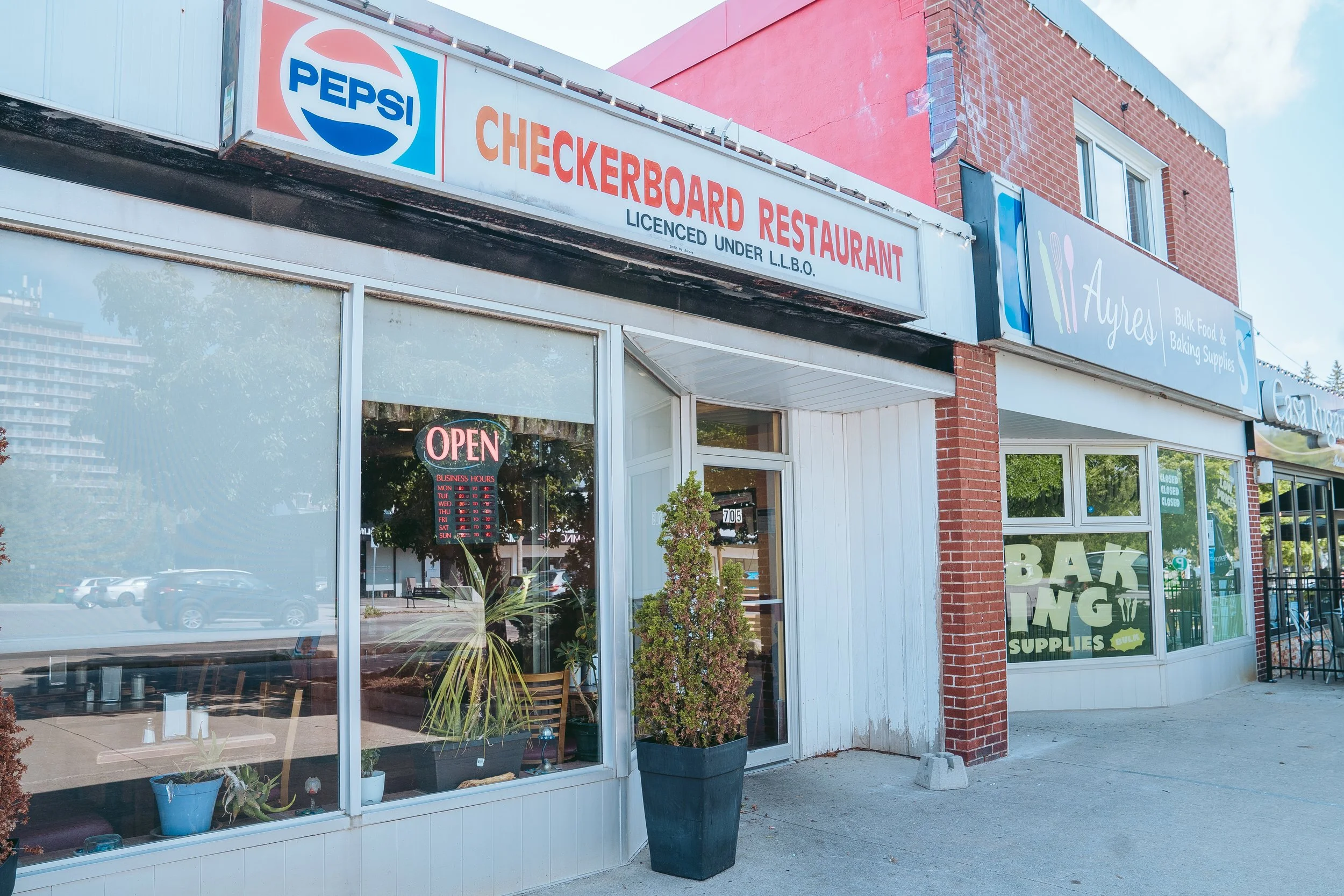 Food & Drink — Belmont Village