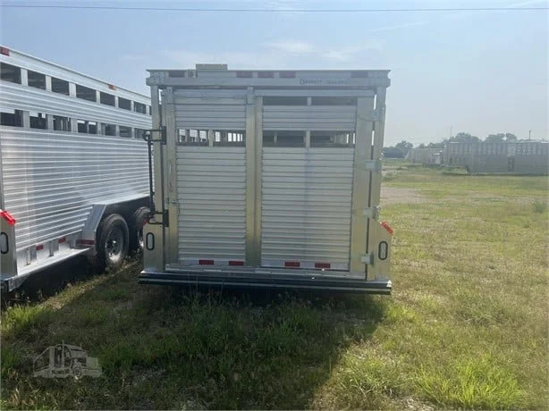 Aluminum Gooseneck Trailers — Barrett Trailers - Livestock Trailer Experts