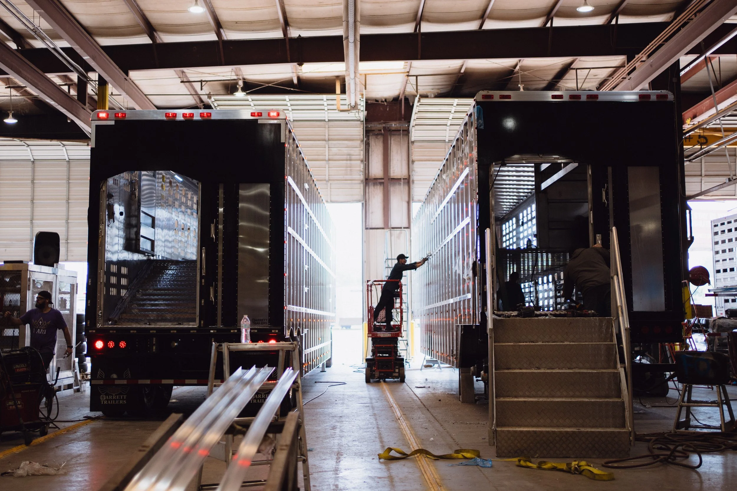 Joint Our Team! — Barrett Trailers - Livestock Trailer Experts