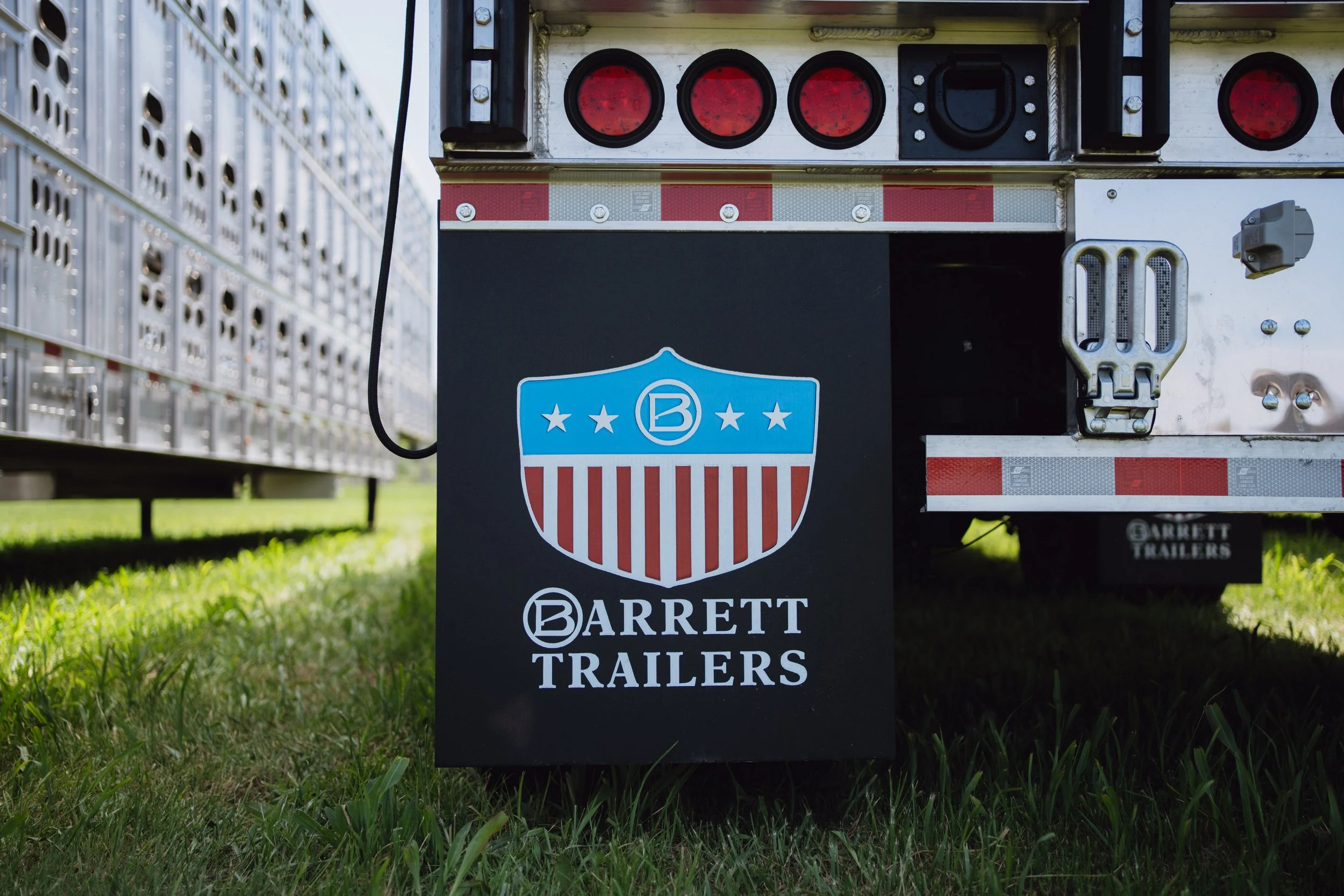 Ground Load Trailers for Sale in California — Barrett Trailers ...