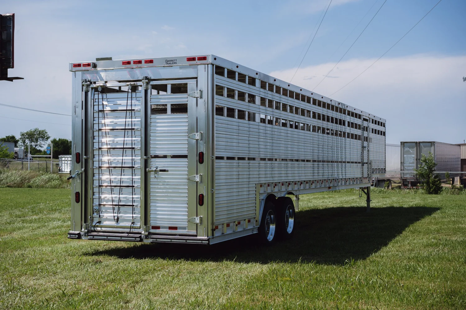 Ground Load Trailers — Barrett Trailers - Livestock Trailer Experts