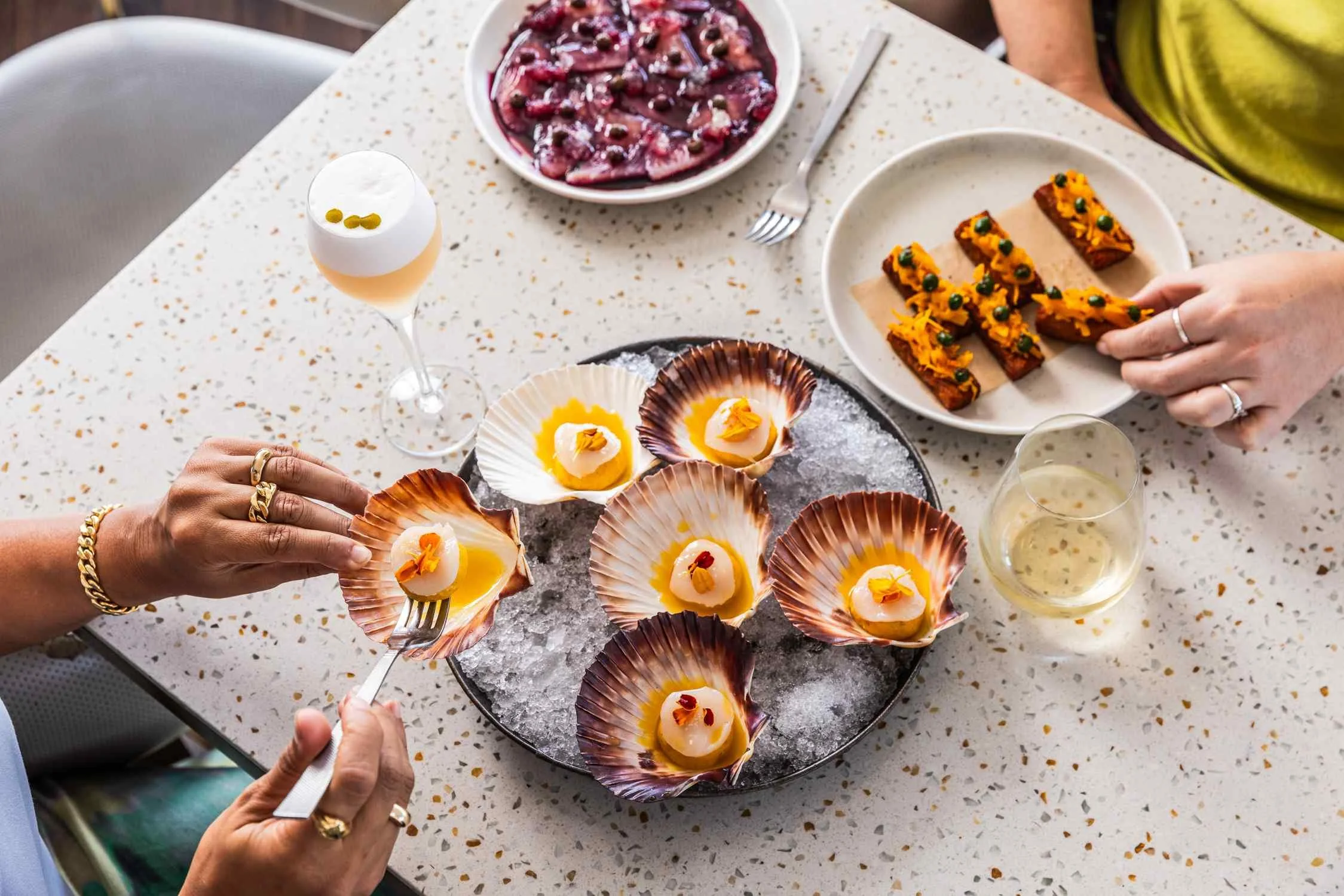 Henry Deane - Reservations — Hotel Palisade