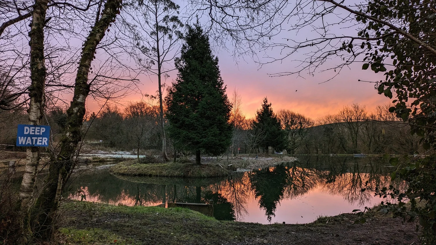 Fishing Lake Rules — Llandyfan Camping