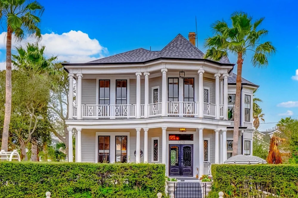 Properties — Sandpiper Boutique Getaways