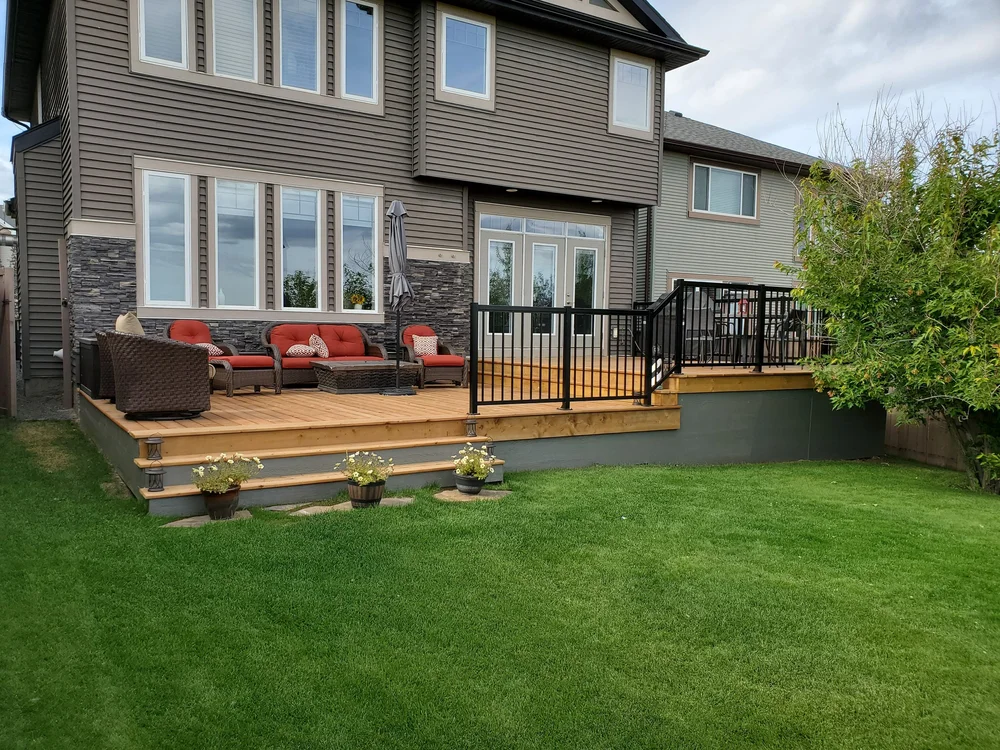 Custom Deck Builders in Calgary & Southern Alberta | We Build Decks