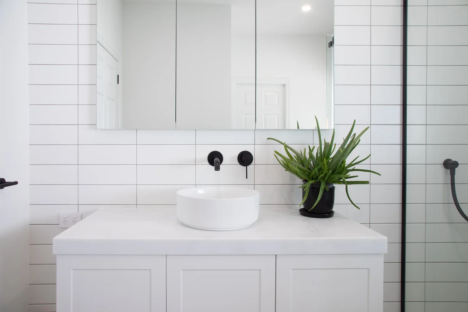ELEMENT PLUMBING AND GAS | Expert Plumbing Solutions