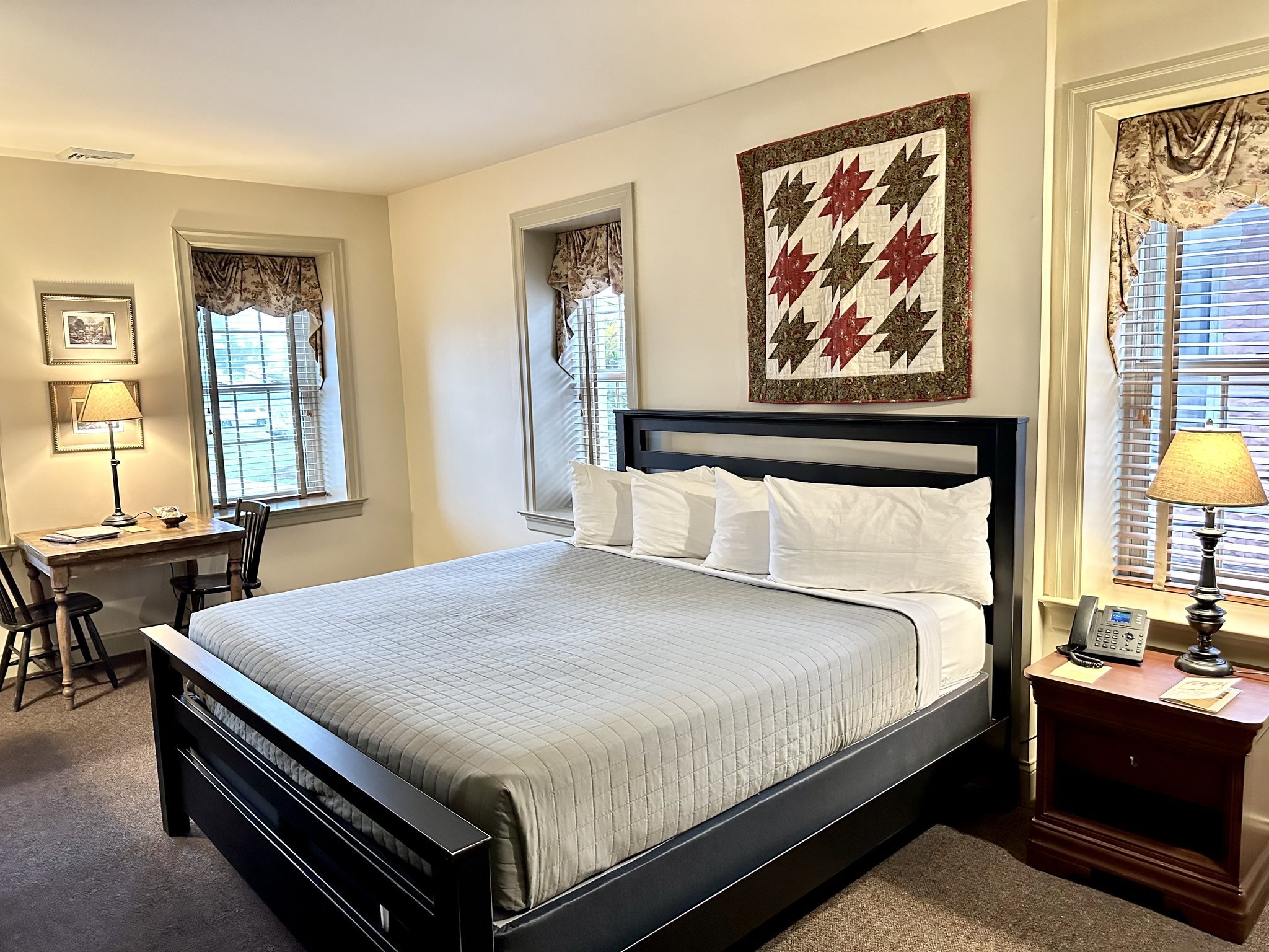 Single Rooms and Suites — The Inn & Suites at Kitchen Kettle Village
