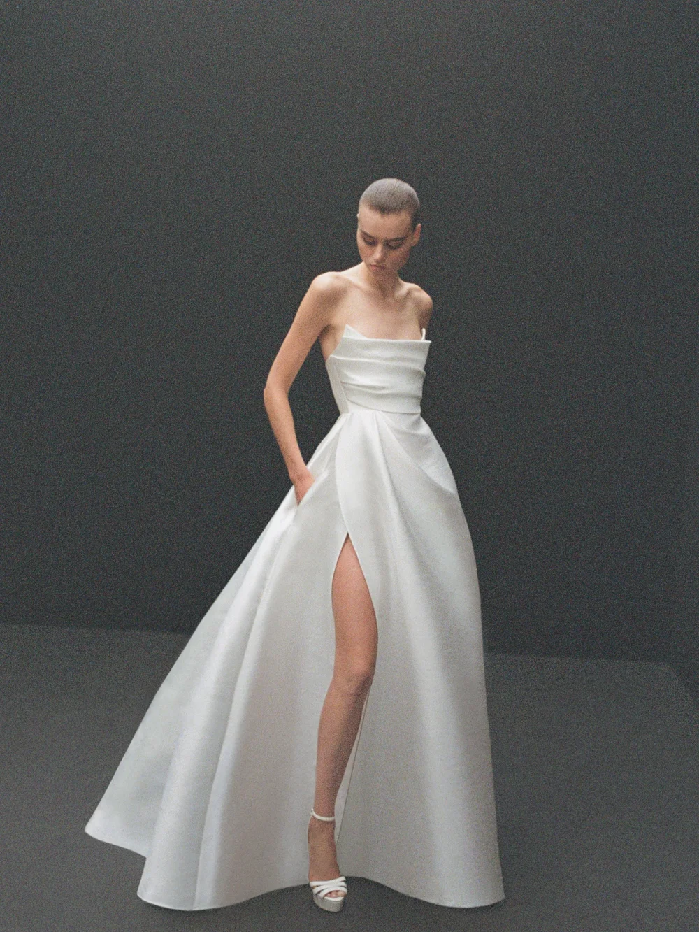 ALEX PERRY — Hope X Page