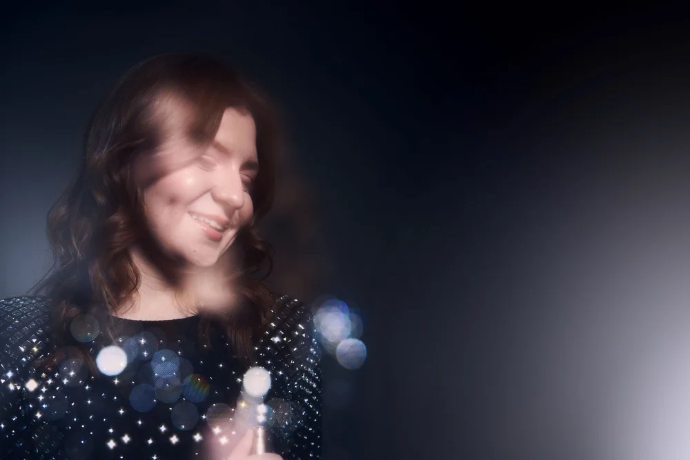 Watch — SUMMER CAMARGO
