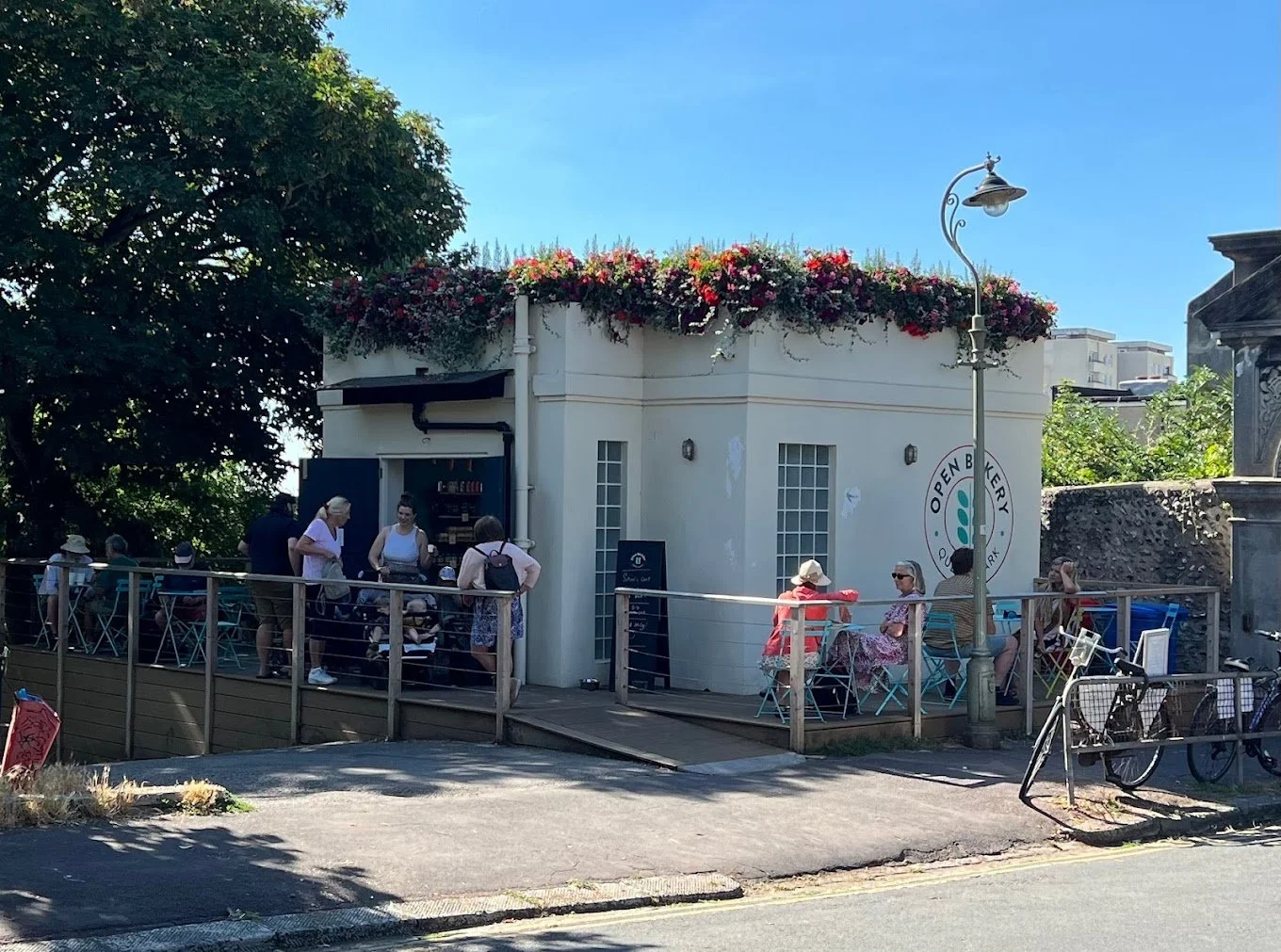 QUEEN'S PARK — Open Bakery