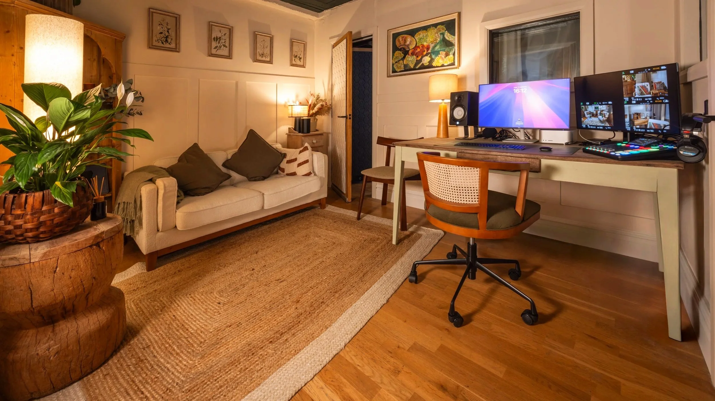Podcast House | Podcast Recording Studio in Central London, UK for ...