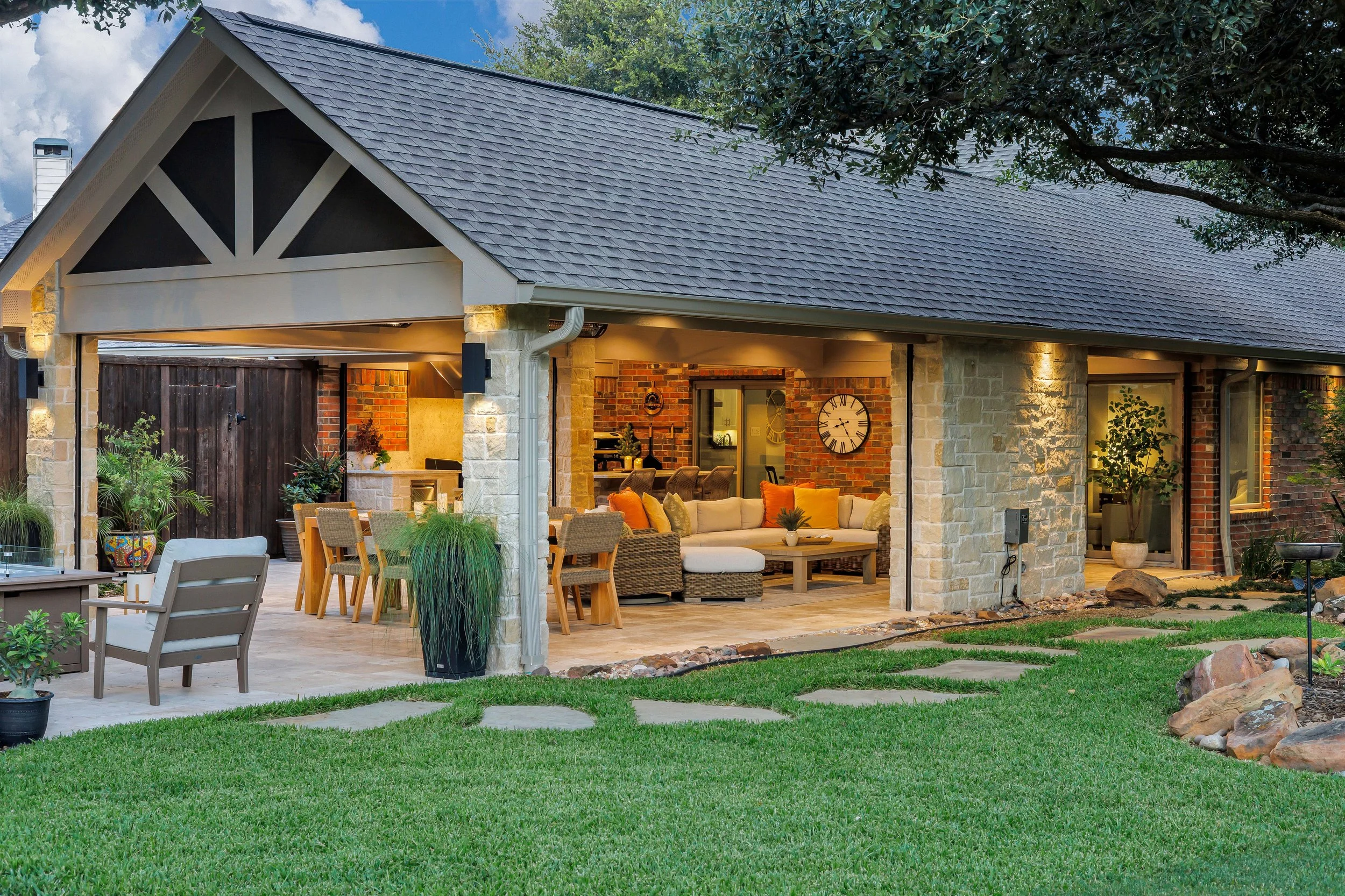 Custom Outdoor Living Projects in Dallas-Fort Worth