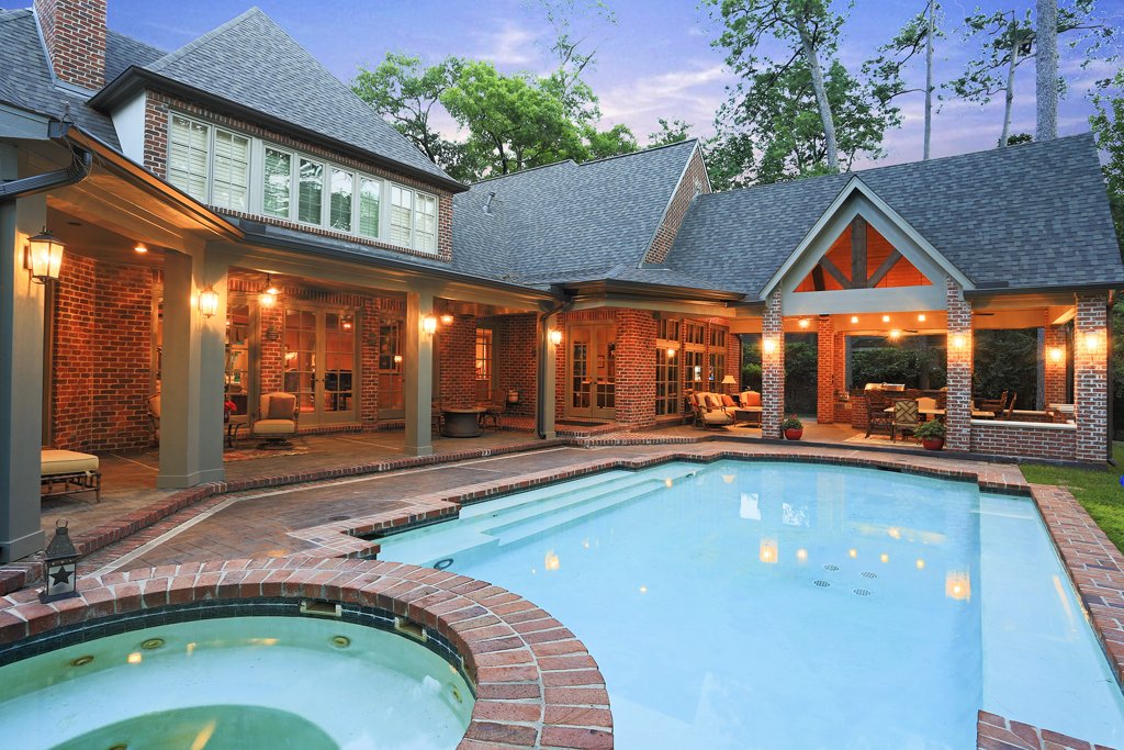 Custom Outdoor Living Projects in Dallas-Fort Worth