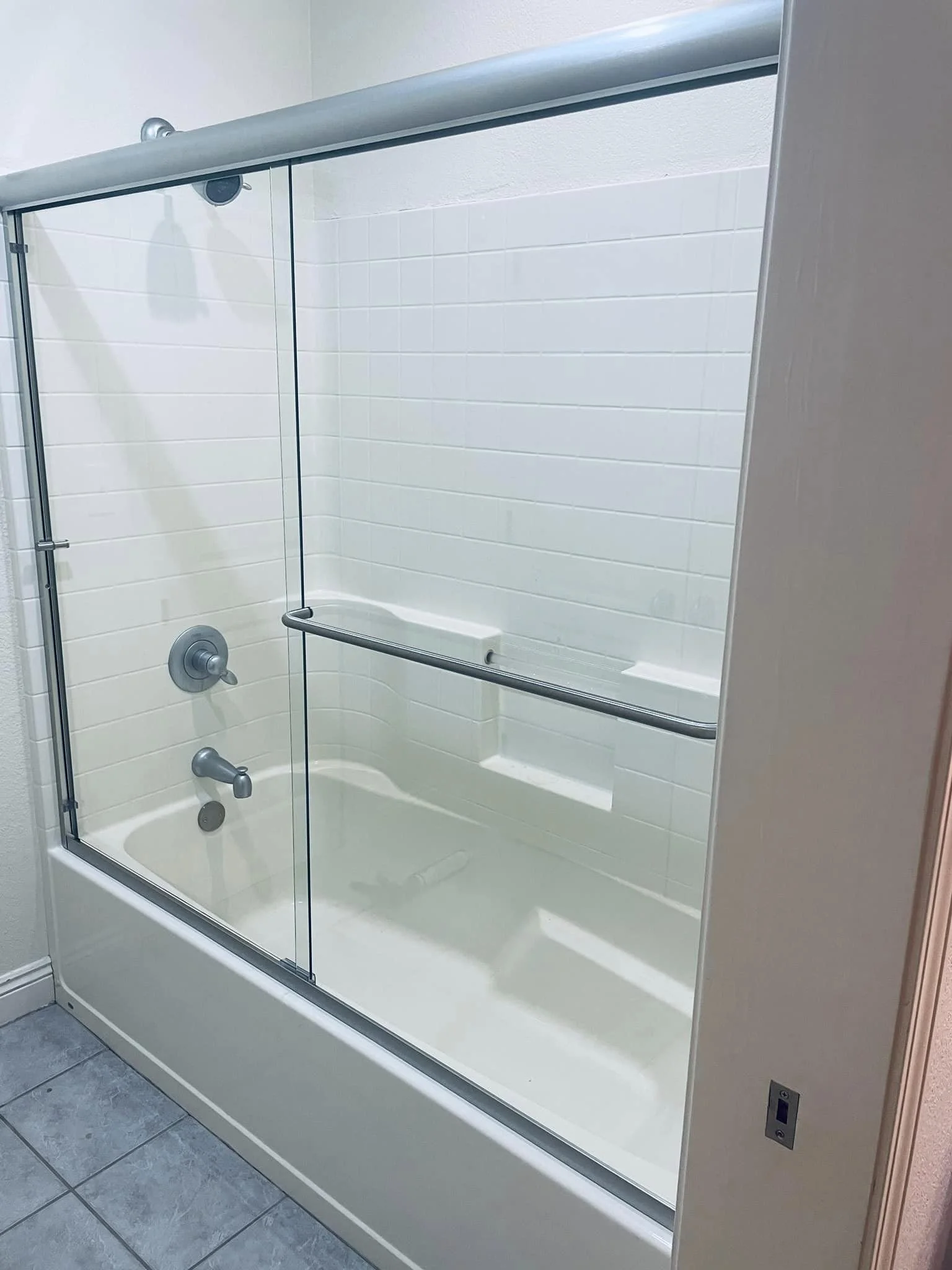 Alpine Glass & Mirror