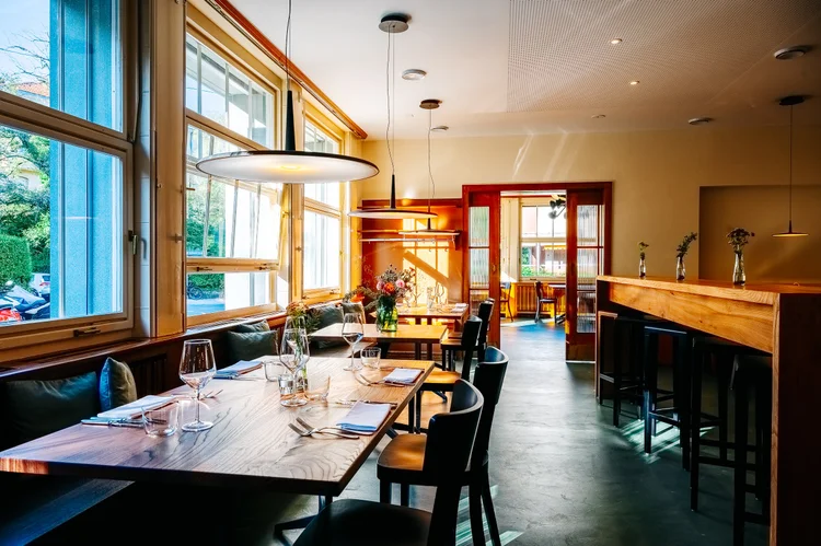 Hallers brasserie tout le monde - Restaurant in Bern