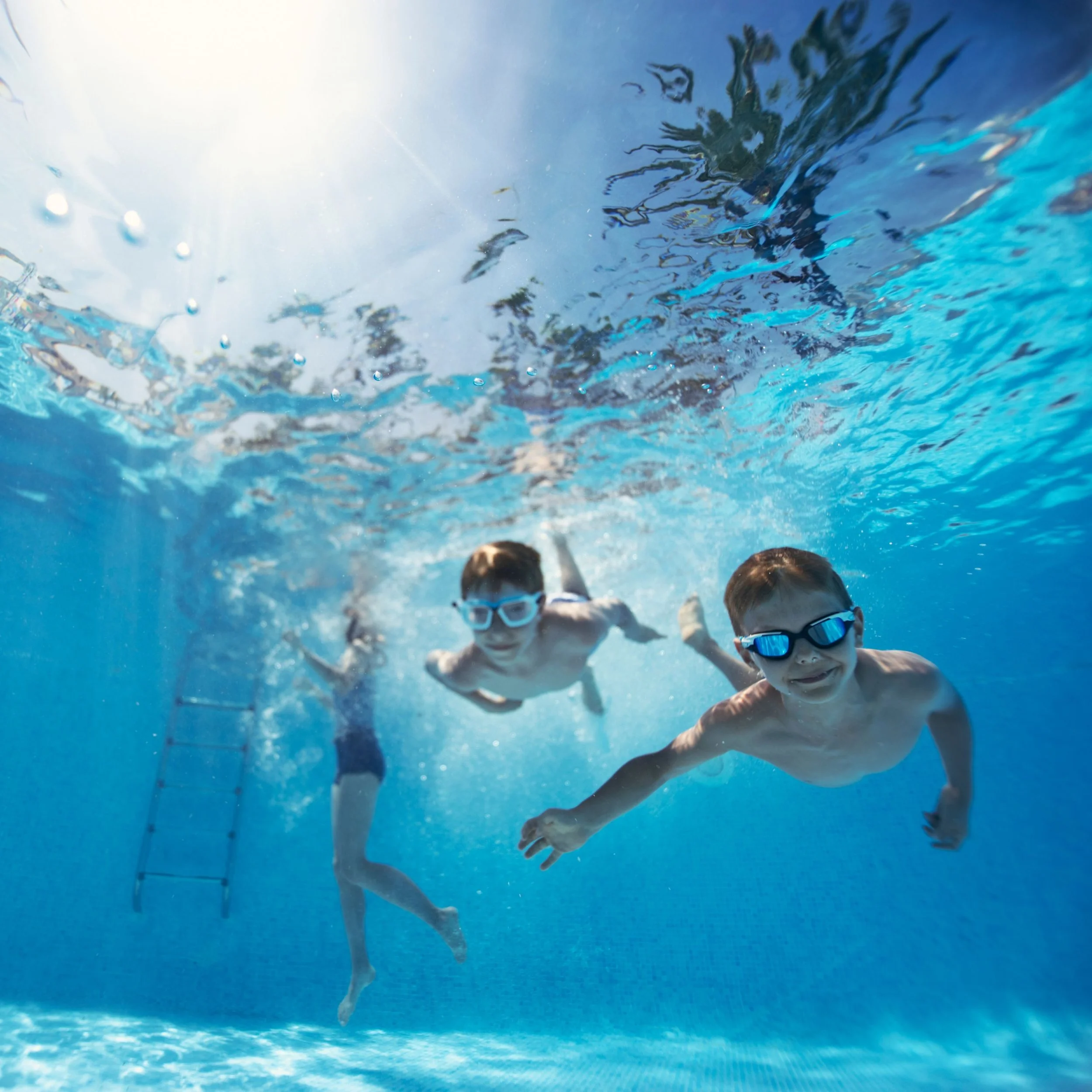 Pool Genius - Pool Cleaning Maintenance & Cleaning