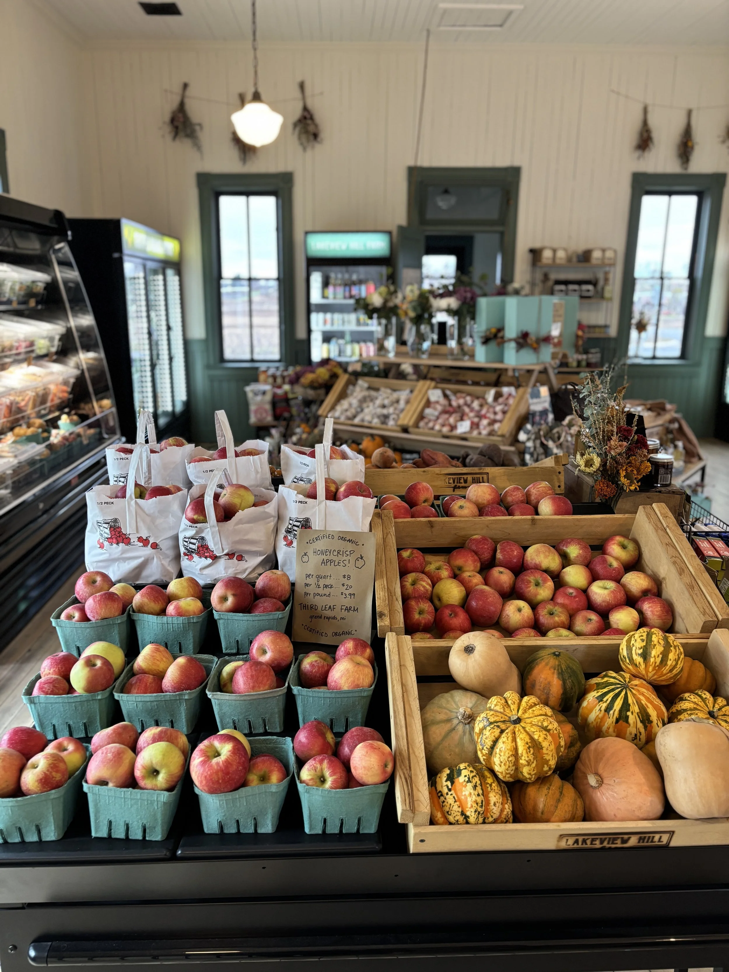 FARM MARKET — Lakeview Hill Farm