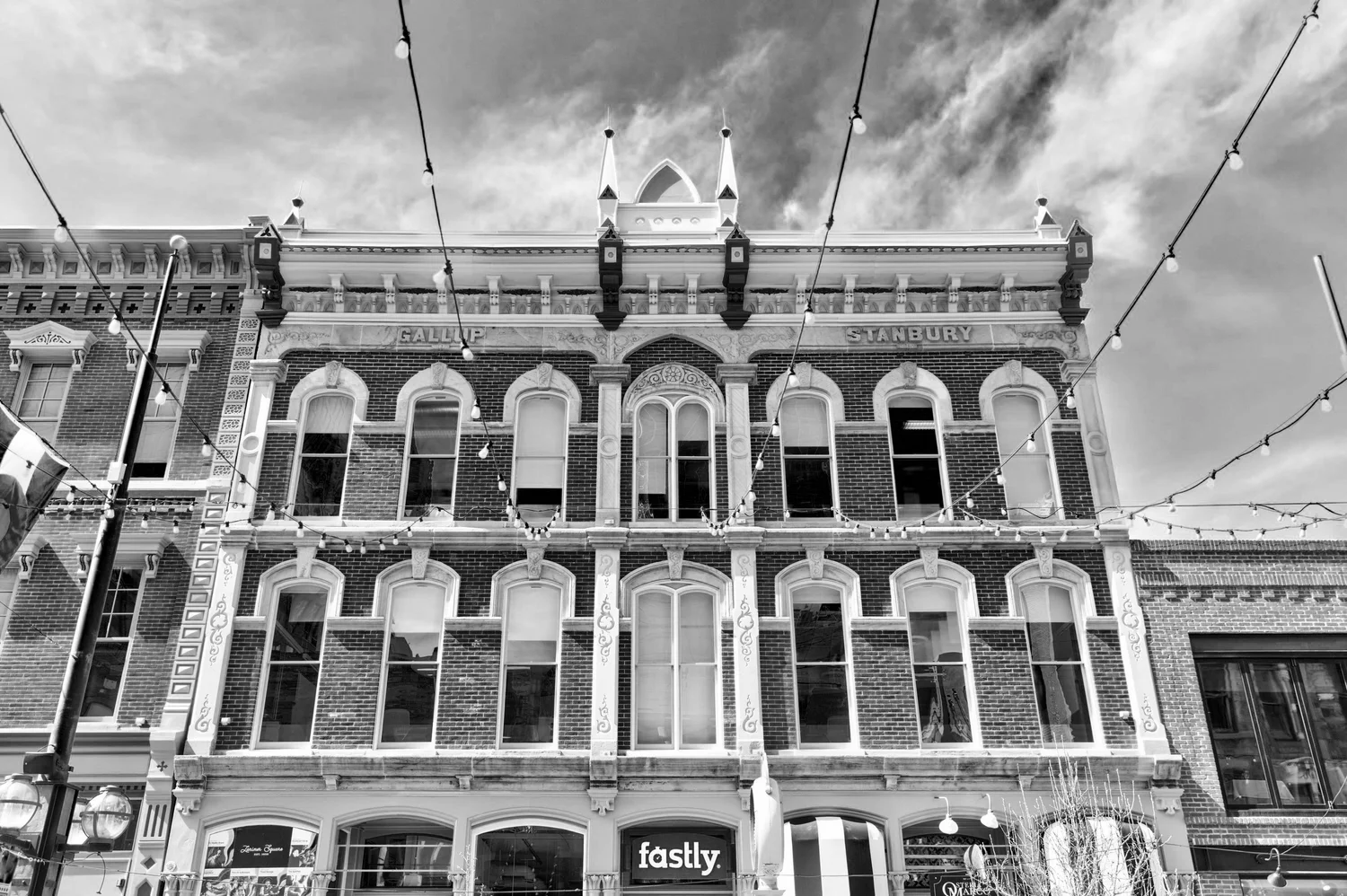 Larimer Square - Downtown Denver Shopping, Dining, Events