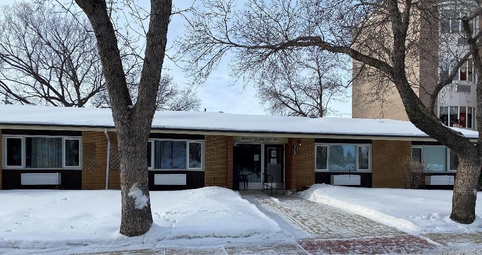 Hewitt Place — Mutchmor Lodge