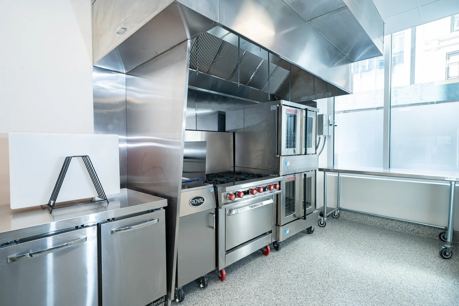Hourly shared kitchen rentals — Nimbus