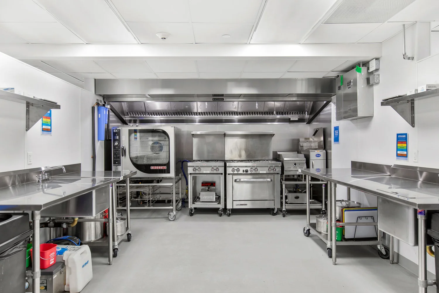 Hourly shared kitchen rentals — Nimbus