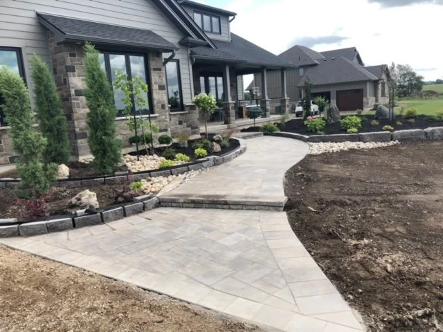 B & D Landscaping & Garden Centre