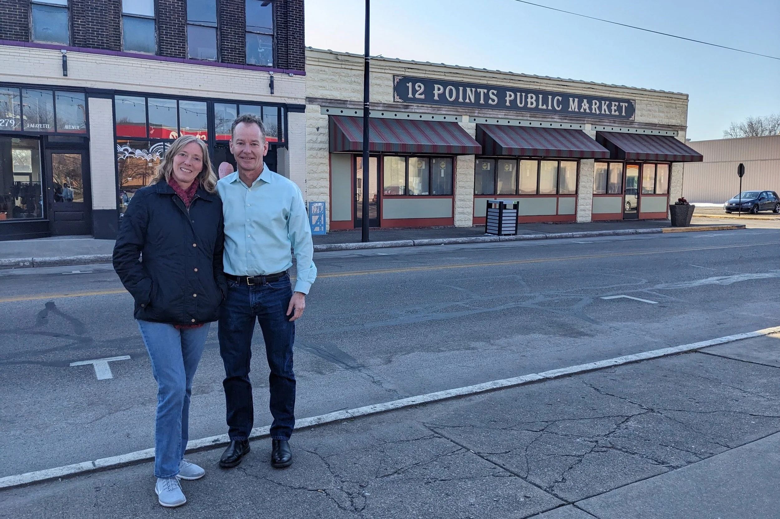 About Us 12 Points Public Market