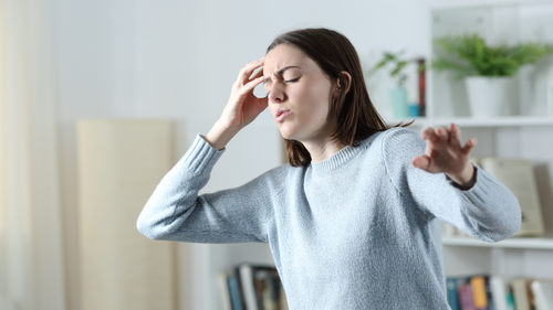 Dizziness When Standing: Causes, Treatment, and When to See a Doctor ...