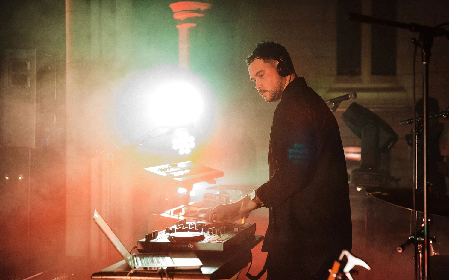 Auckland DJ Hire | Auckland Wedding DJs