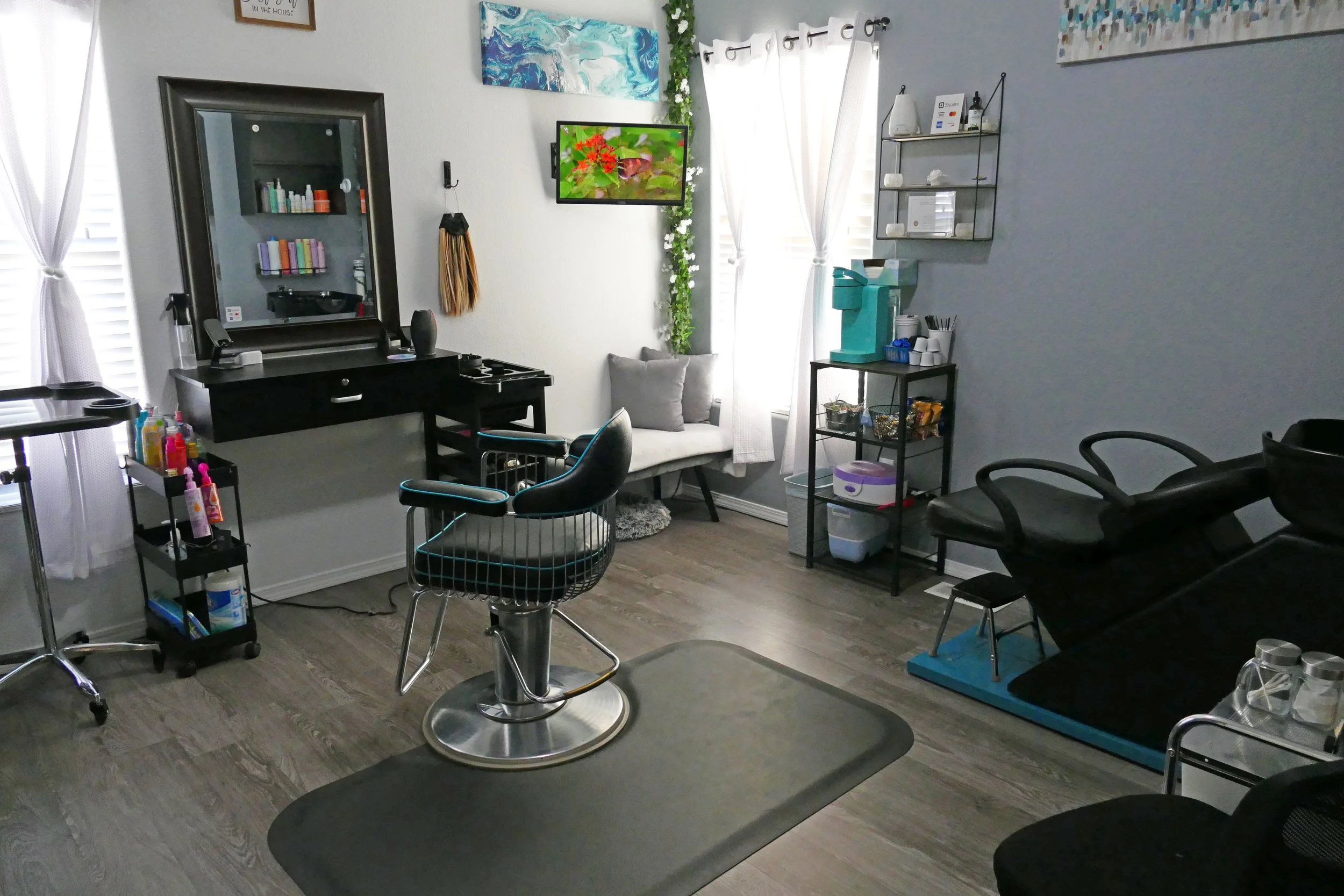 Cool Spring Salon - Private Hair Salon in Stetson Hills