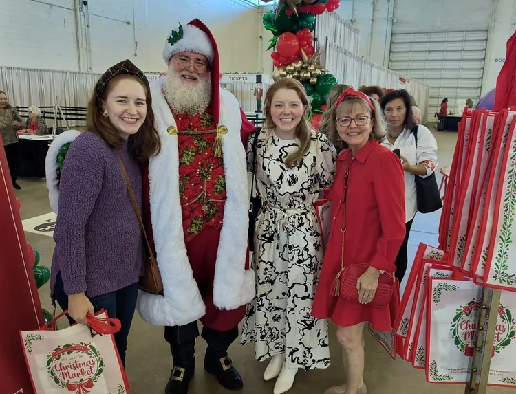 Chi-Omega-Christmas-Market