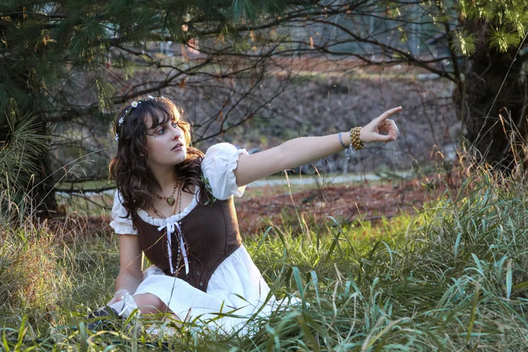 Ren Faire Outfit Ideas Based on Your Zodiac Sign | Renaissance Fair ...