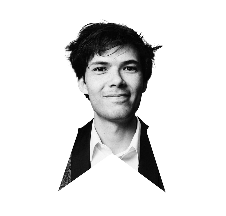 ABOUT — Tom Sandoval And The Most Extras