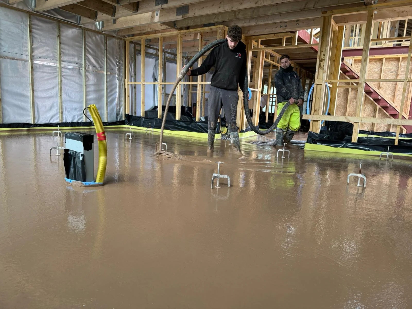 Cemfloor | SCREEDMASTER | Liquid Screed Specialists