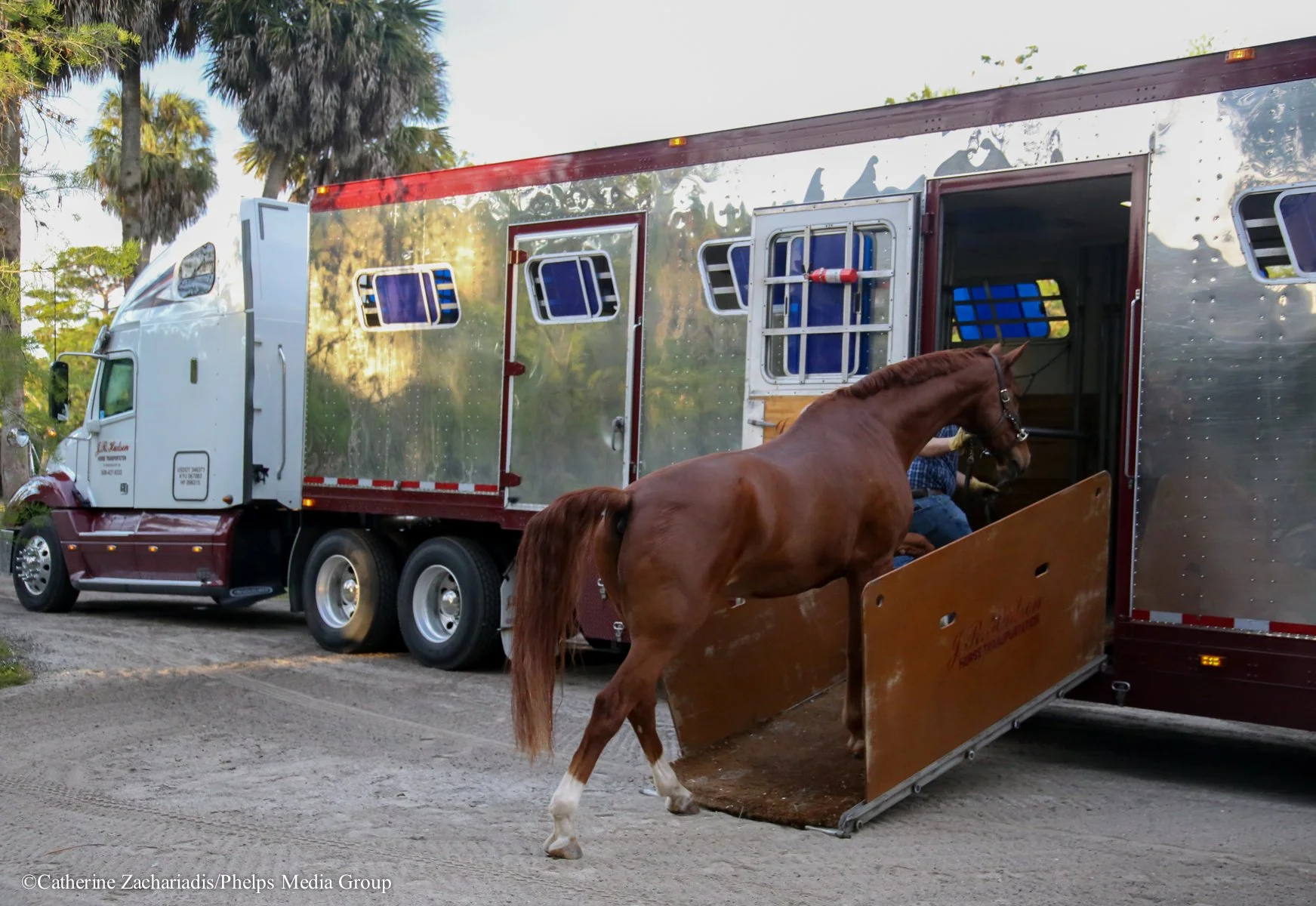 J.R. Hudson Horse Transportation - Dedicated to Excellence in Horse ...