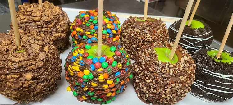 Treehouse Cupcakes & Frozen Treats