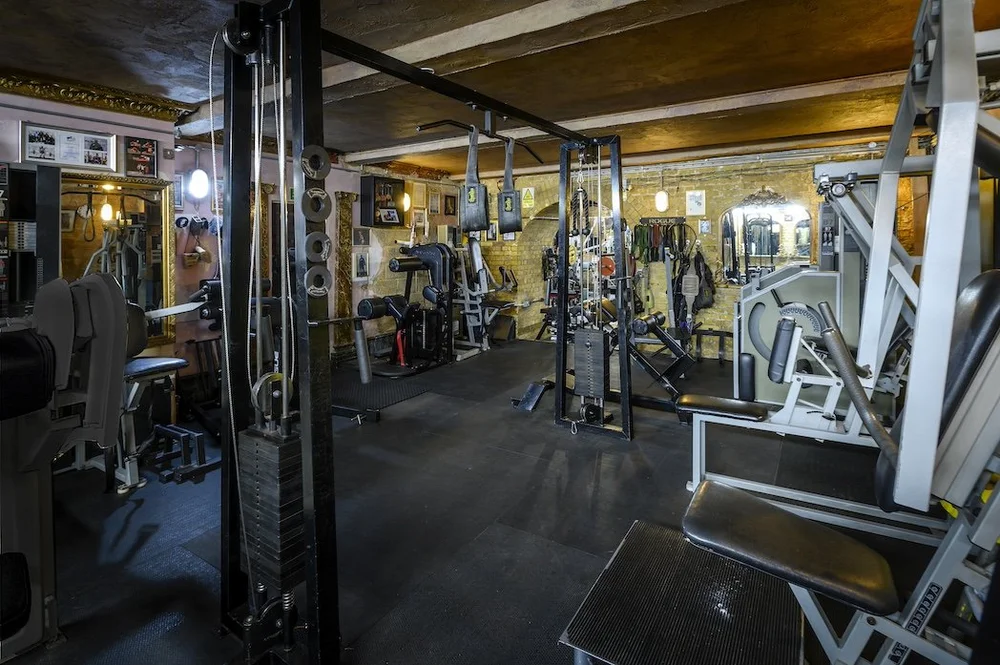 Putney Gym | Keeping You Strong Since 1928