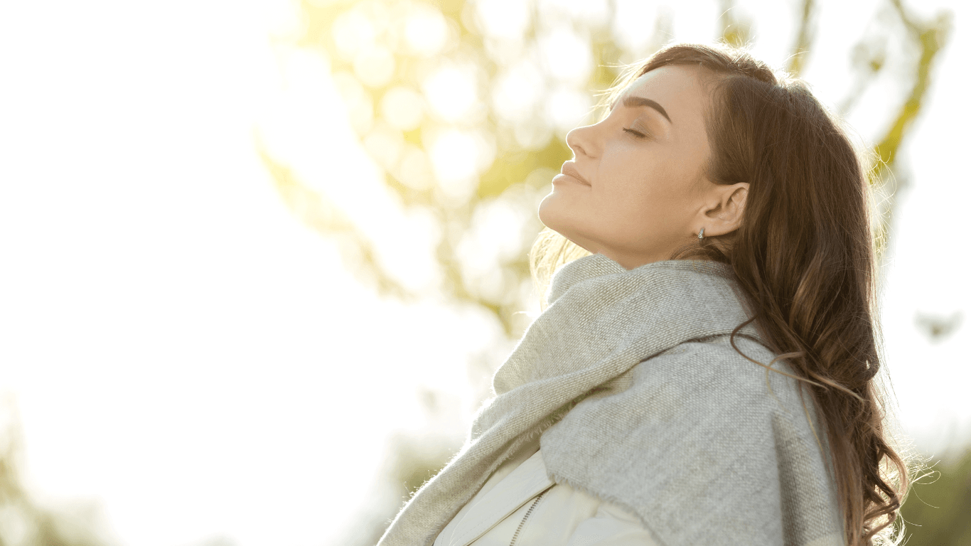 15 Simple and Natural Ways to Lift Your Mood and Re-energise Your Day ...
