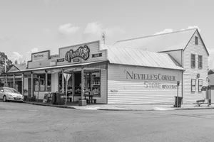 Neville's Store