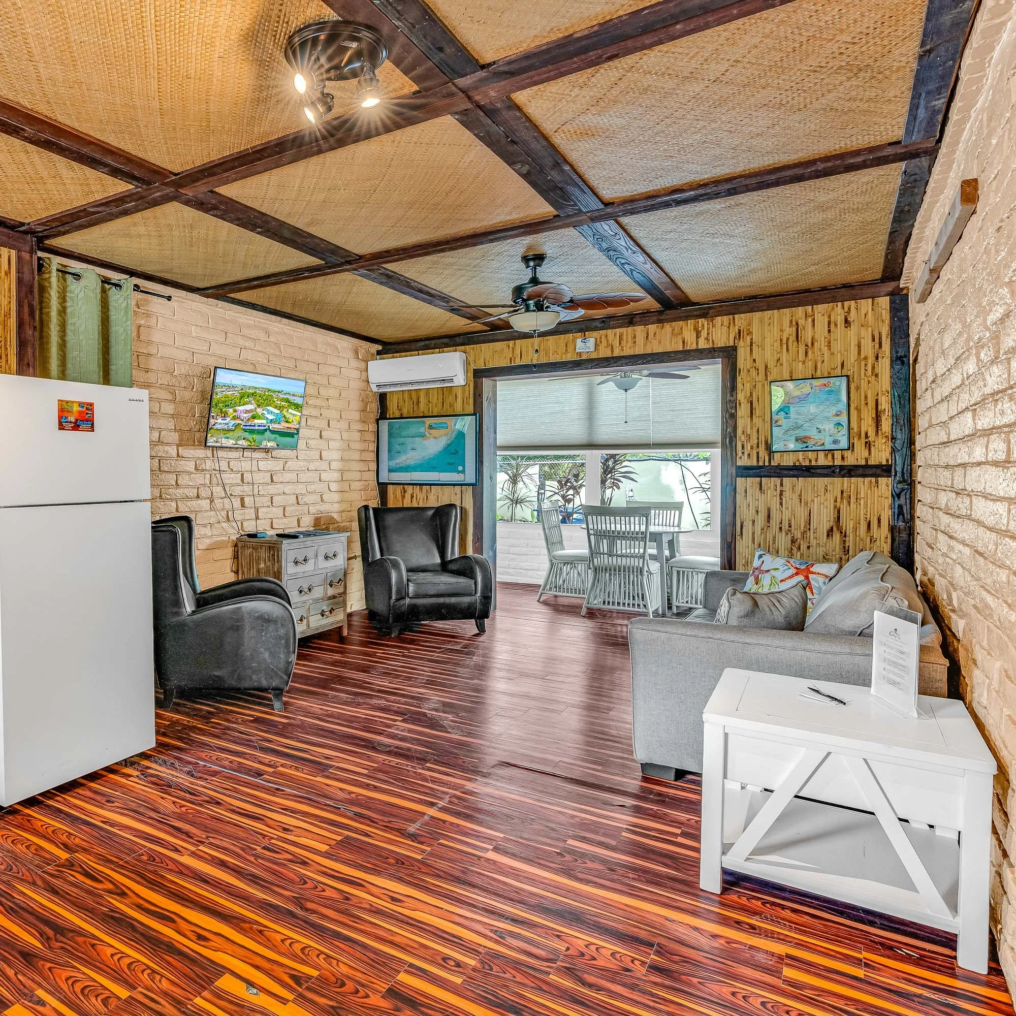 Accommodations — Captain Pips