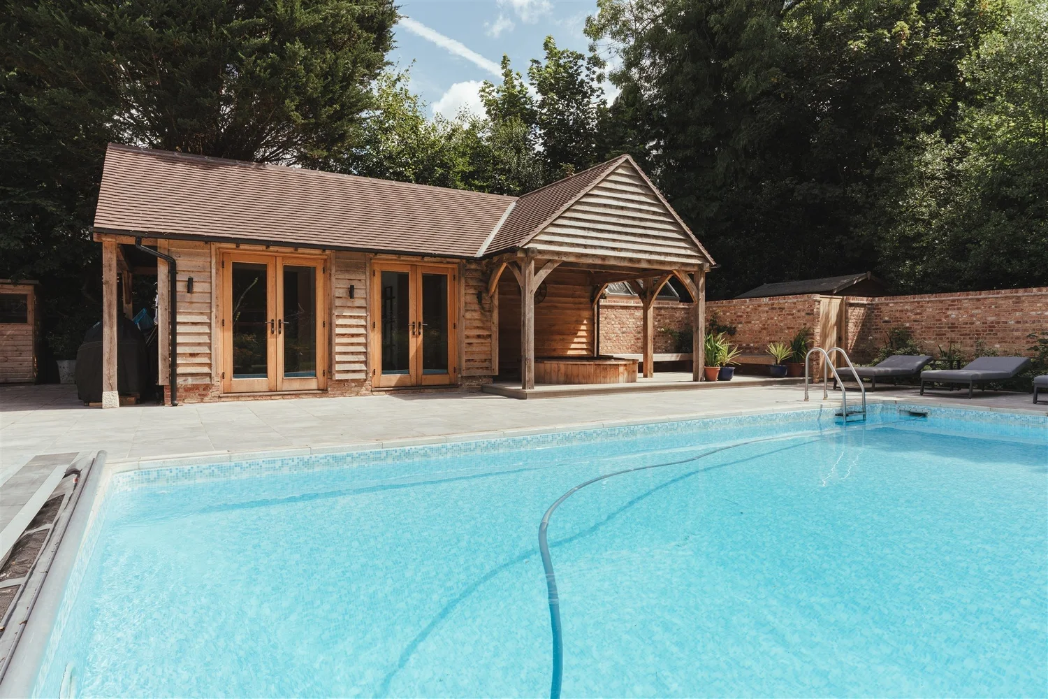 Sevenoaks Garden With Oak-Framed Pool House — Langdale Landscapes