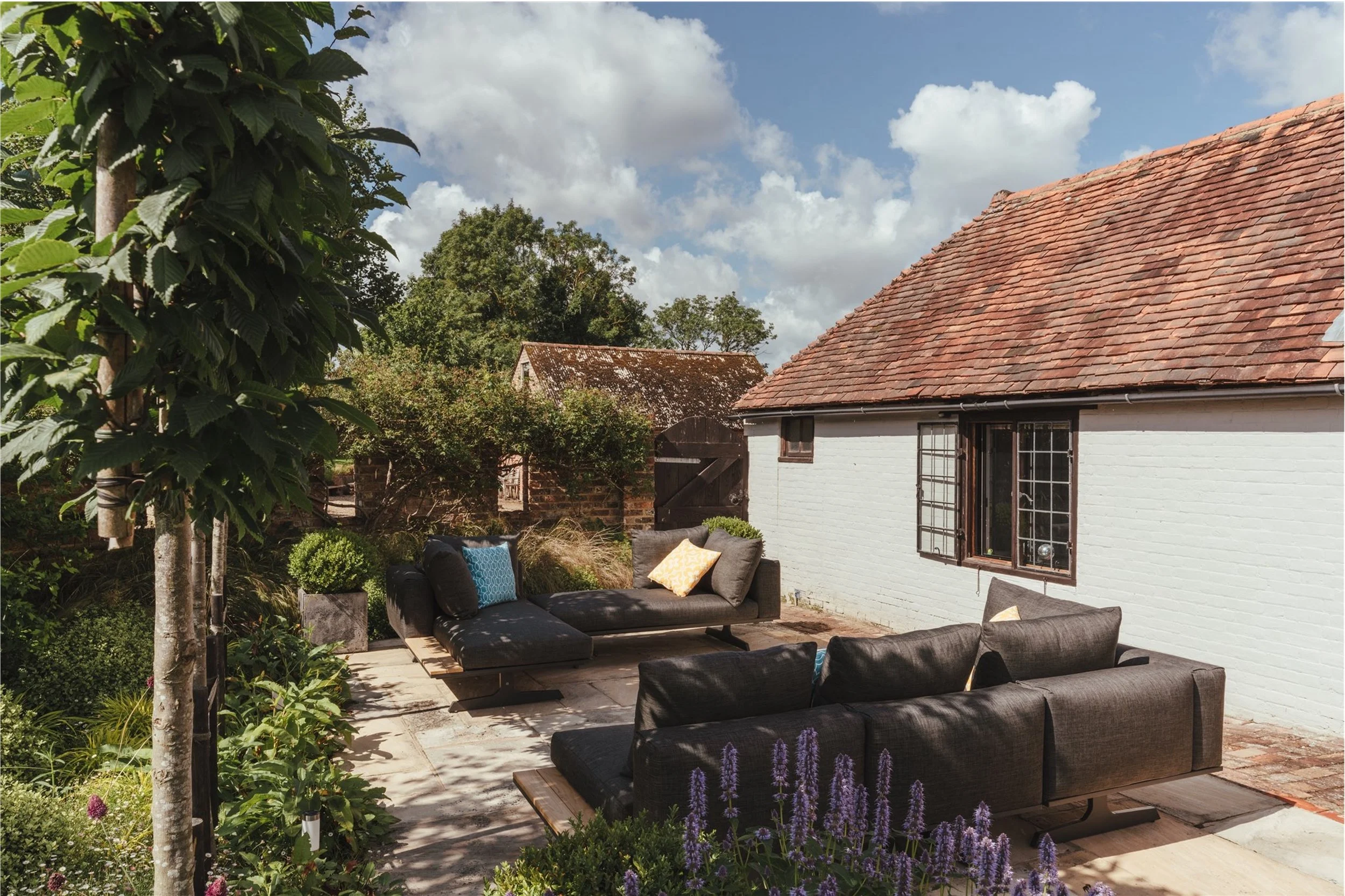 Country Garden Design In Chiddingstone, Kent — Langdale Landscapes