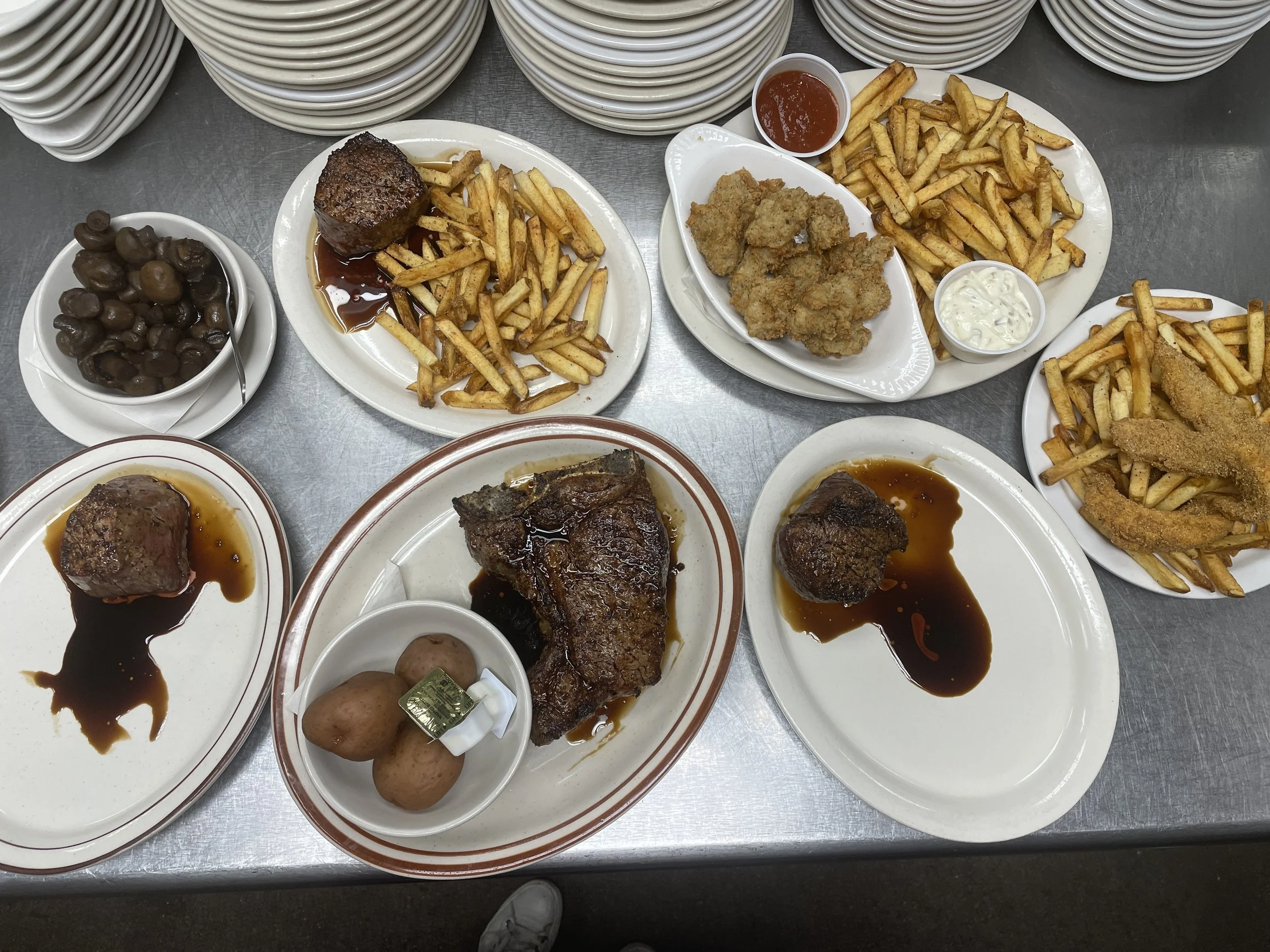 Gallery — Doe's Eat Place of Baton Rouge