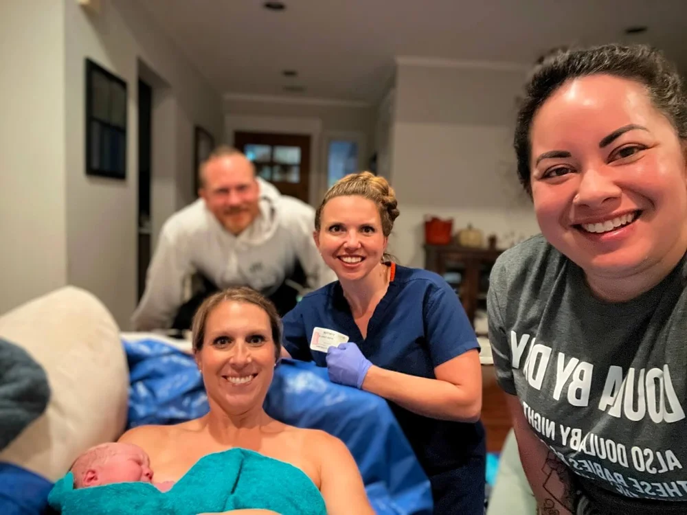 The Pros & Cons of Home Birth, Hospital Birth, and Birth Centers ...