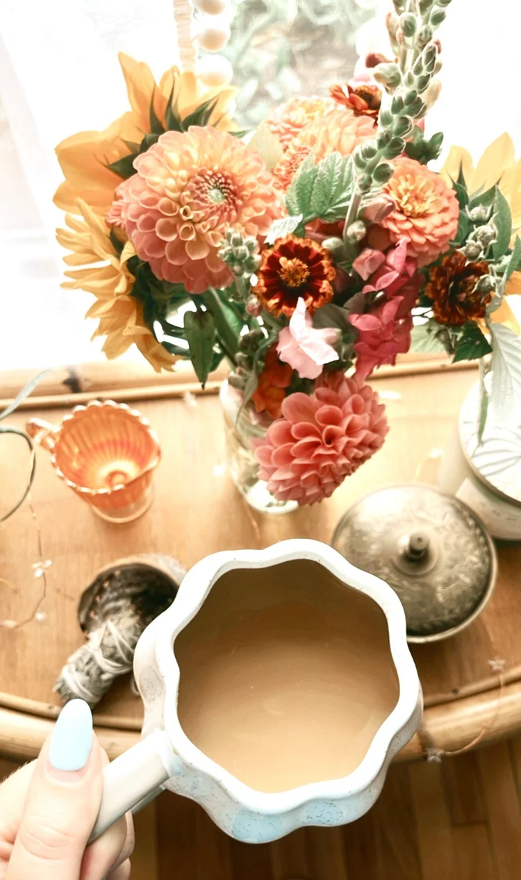 41 Simple Cozy Things You Can do to Feel Comfy, Warm and Relaxed — C Y ...