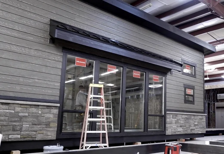 Warehouse Tour | Mountain Modular