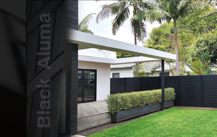 Aluminum Fence — Black Aluma