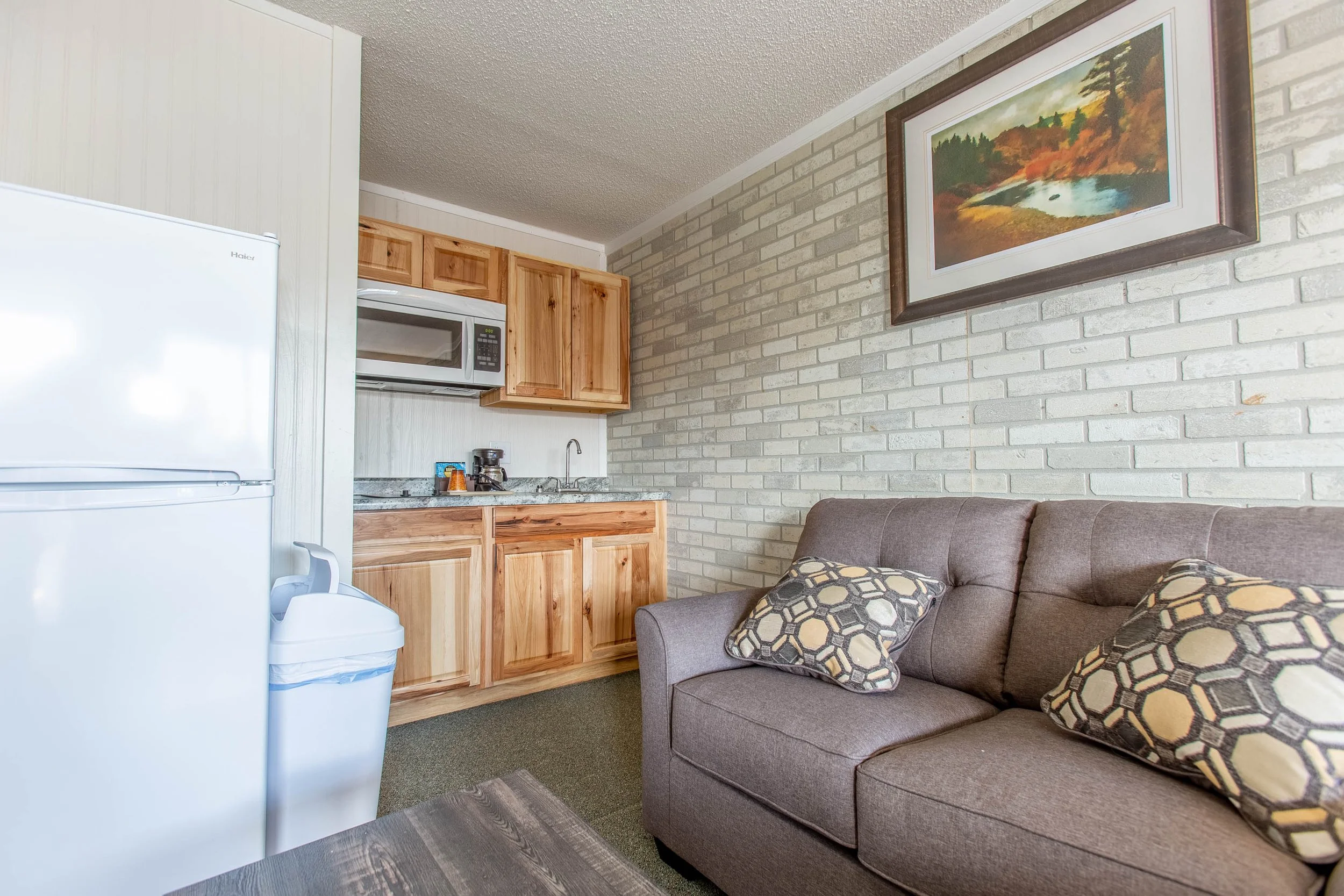 Tiki Town Apartments